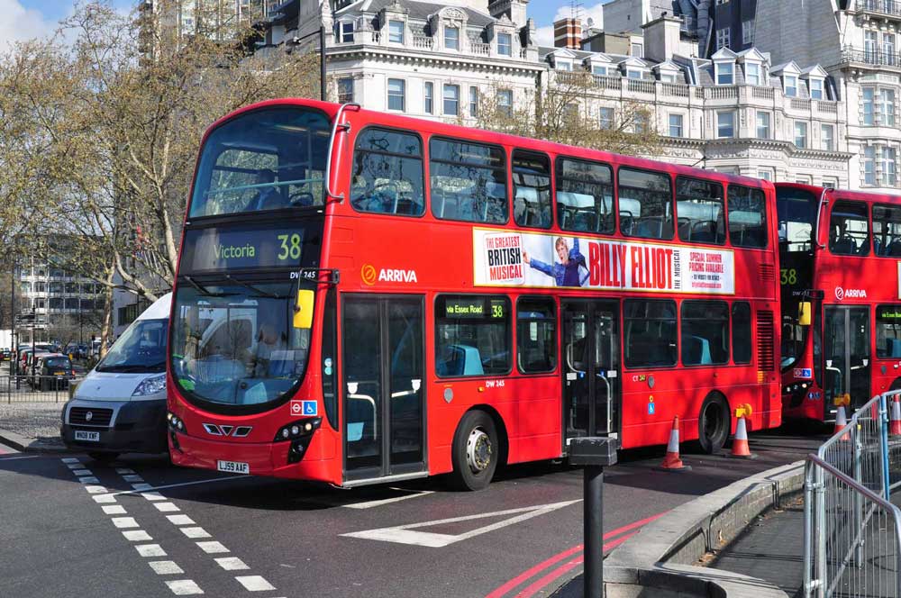 London Bus Route 38