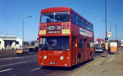 London Bus Route 32