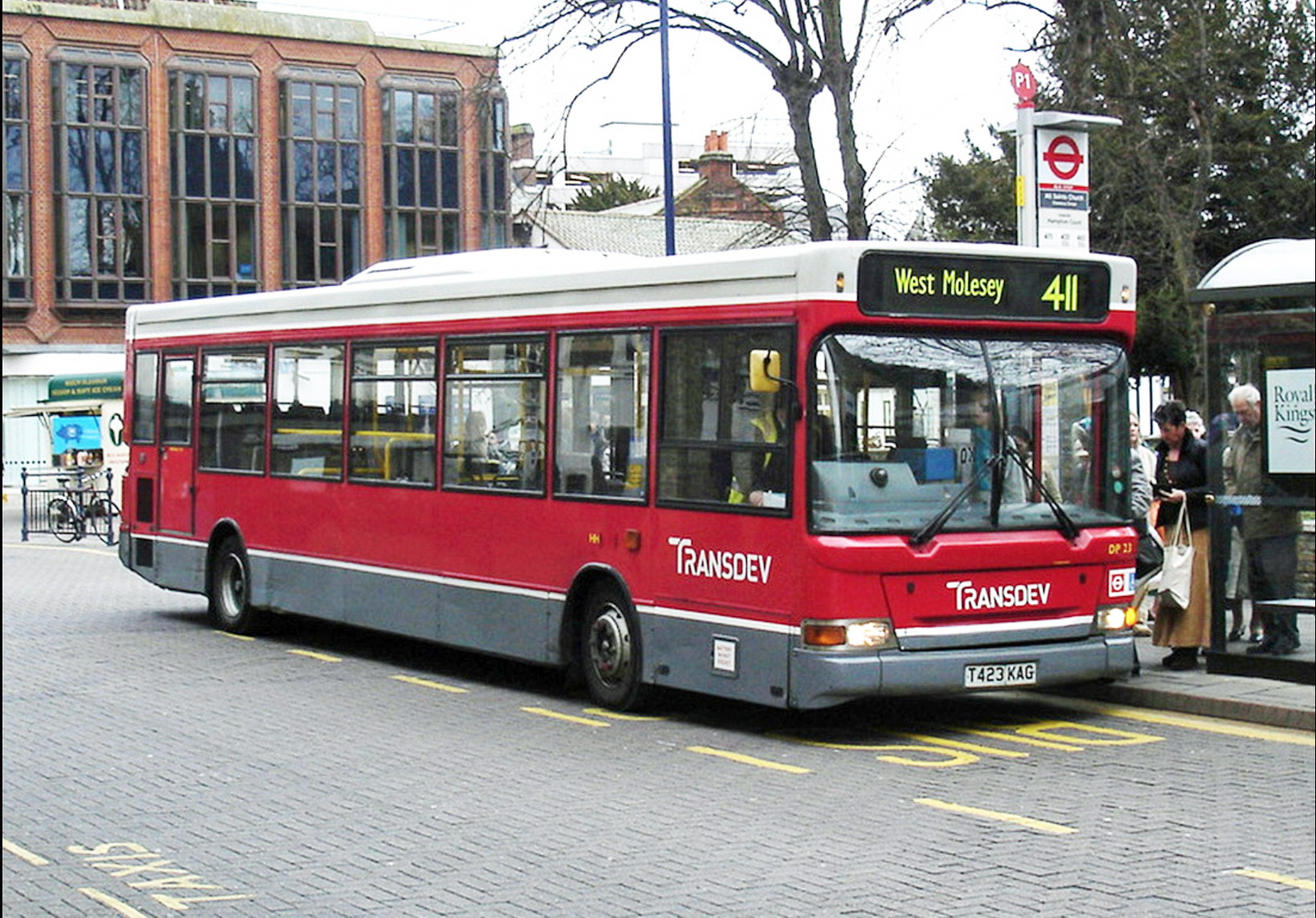 London Bus Route 411
