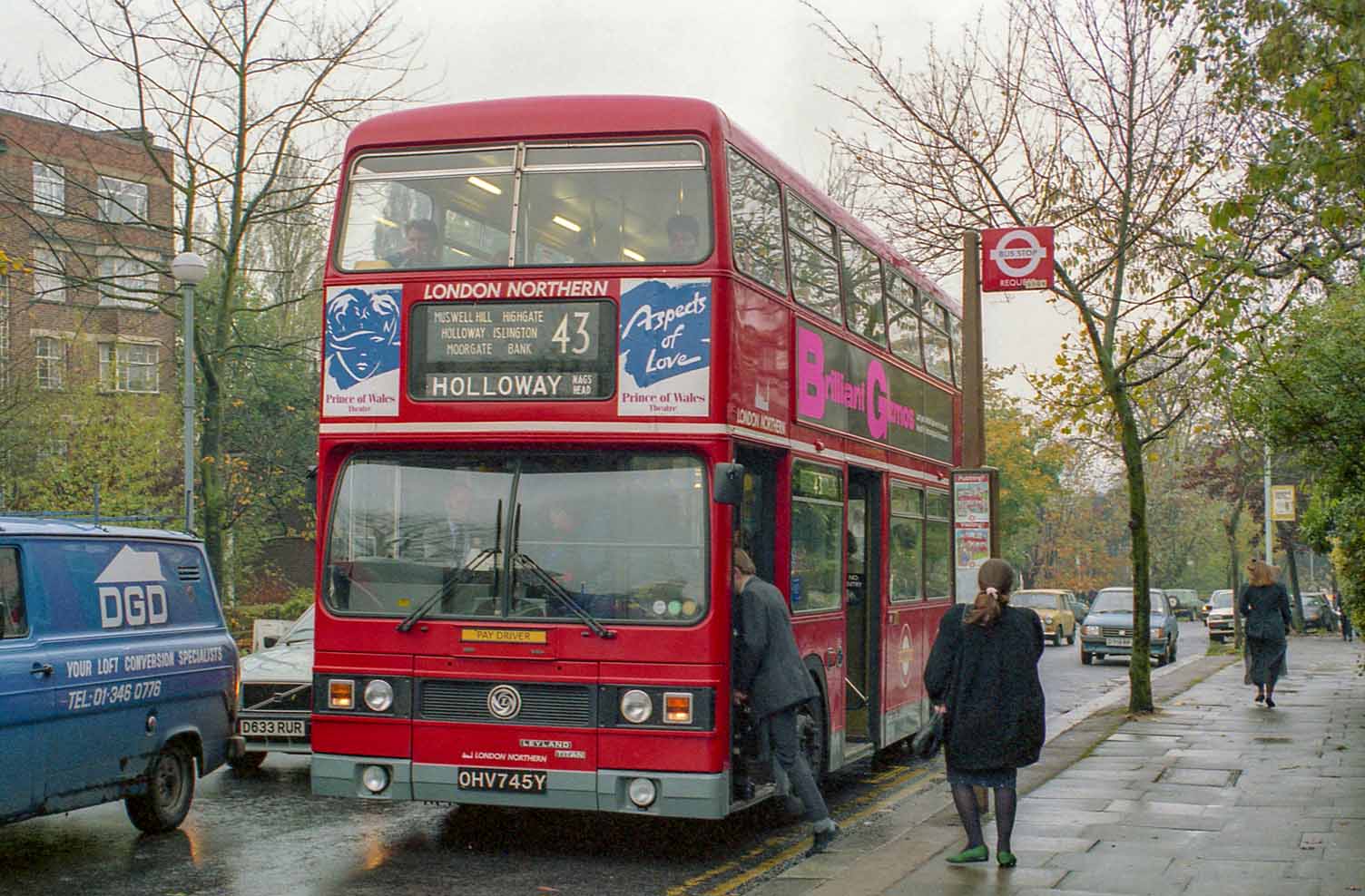 London Bus Route 43