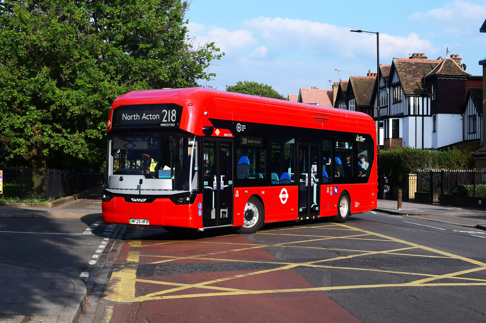 London Bus Route 218
